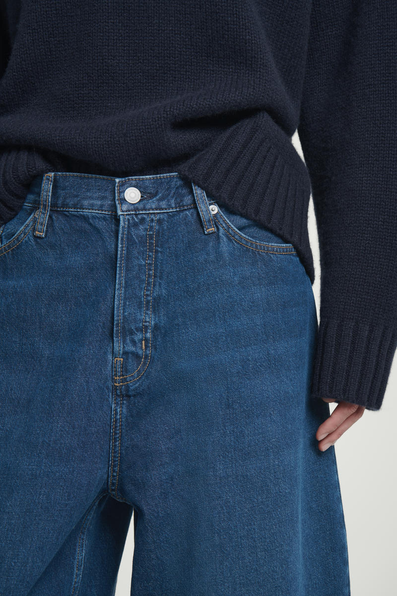 CASK BARREL-LEG JEANS - RELAXED CASK BARREL-LEG JEANS - リラックス｜COS コス 公式 ...