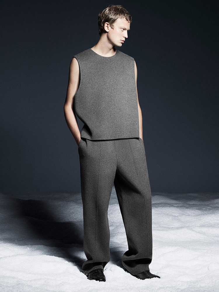 OPEN-BACK BOLERO JACKET オープンバックウールボレロジャケット｜COS コス 公式オンラインストア