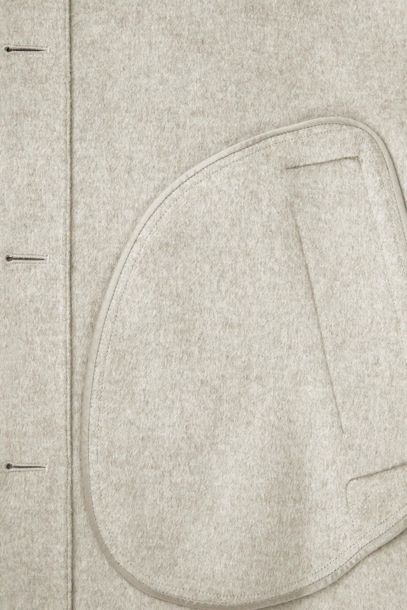 COLLARED DOUBLE-FACED WOOL COAT ダブルフェイスウールコート｜COS コス 公式オンラインストア