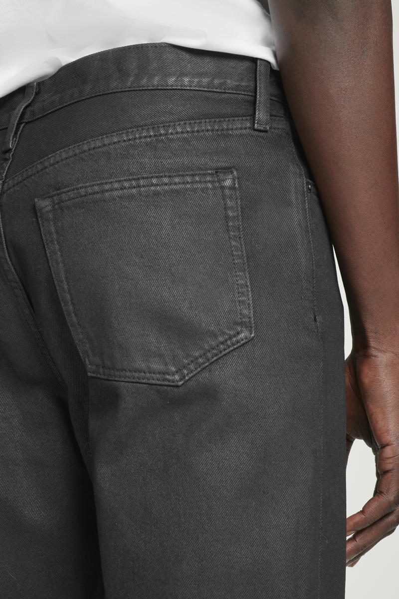 SIGNATURE JEANS - STRAIGHT SIGNATUREジーンズ - ストレート コーティングブラック｜COS コス 公式 ...