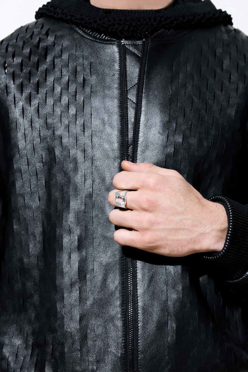 THE STERLING SILVER CHAIN-LINK RING スターリングシルバーチェーンリンクリング｜COS コス 公式オンラインストア