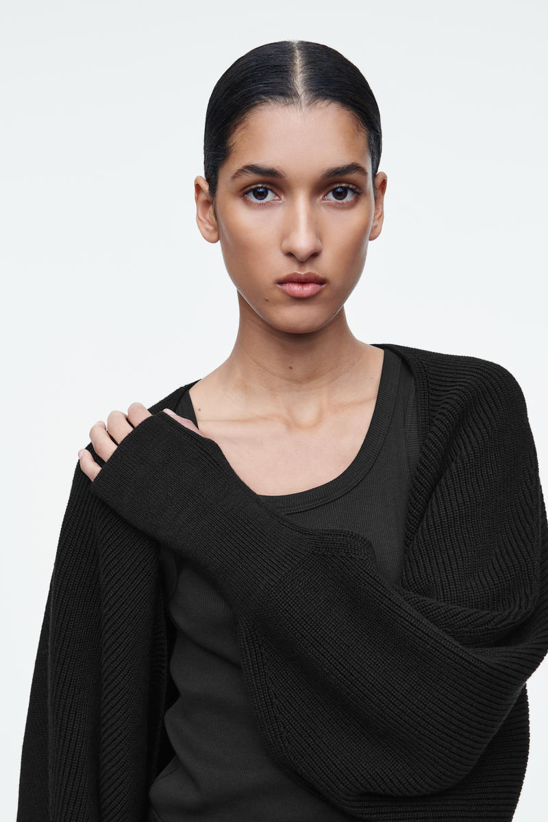 ROUNDED WOOL BOLERO JACKET ラウンドウールボレロジャケット｜COS コス 公式オンラインストア