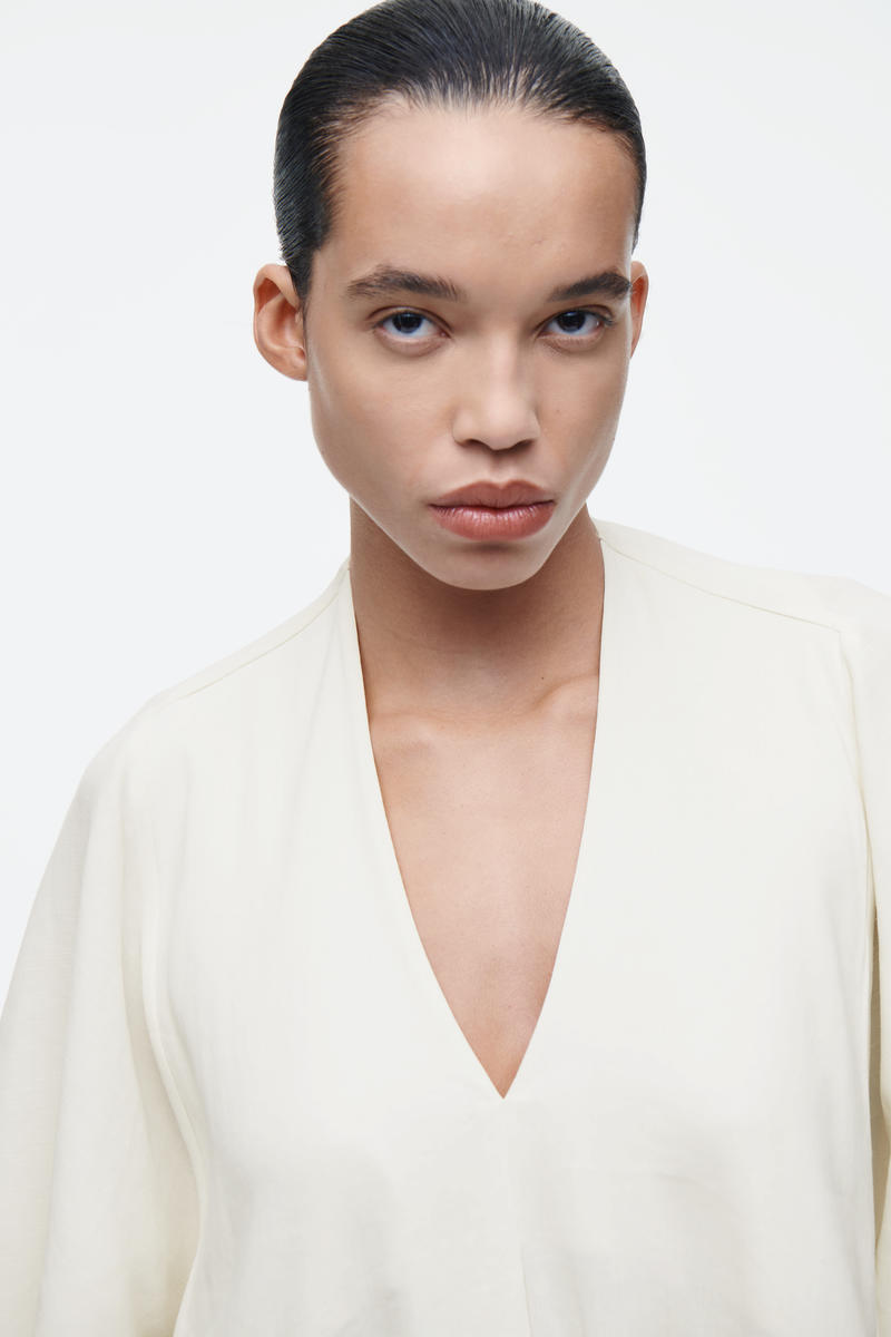 THE V-NECK LINEN SHIRT DRESS Vネックリネンシャツワンピース｜COS コス 公式オンラインストア