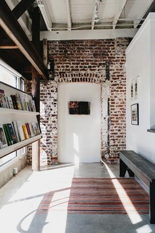 COVER BOOKS｜COS コス 公式オンラインストア