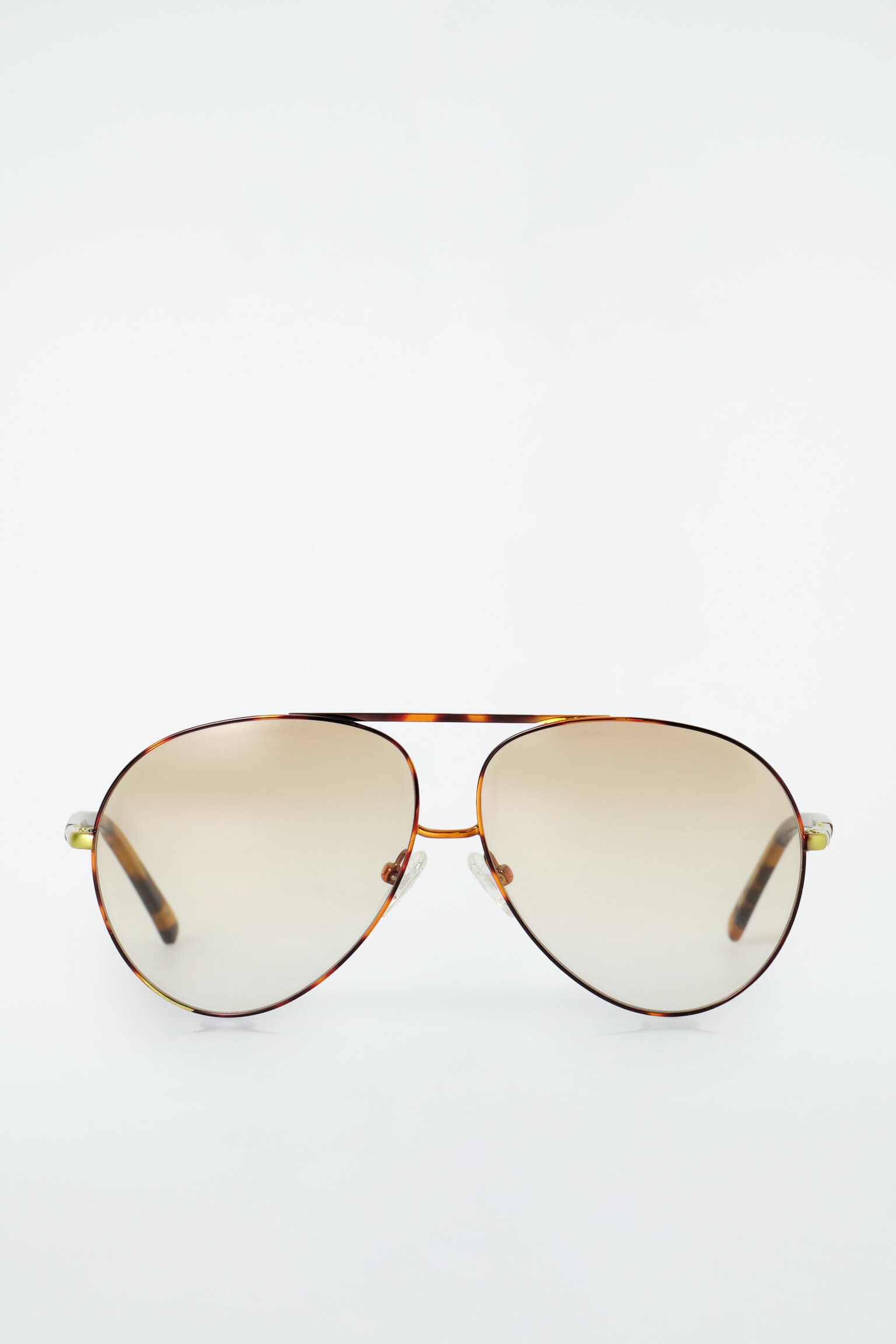 Explore the COS Spring Summer 2025 Runway