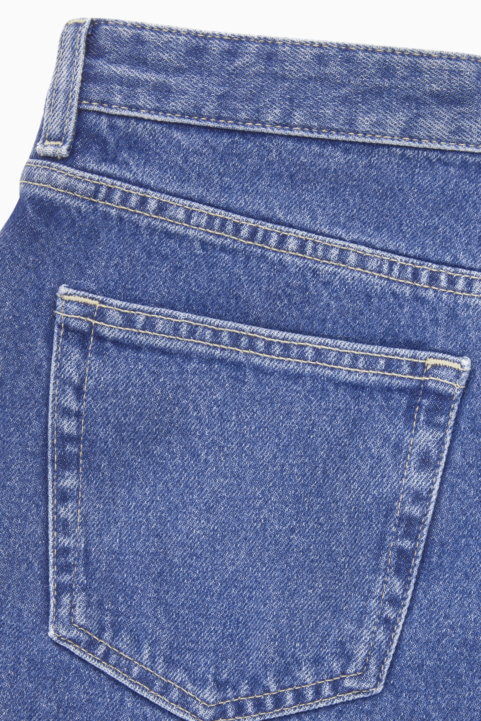 ARCH TAPERED JEANS - WASHED BLUE