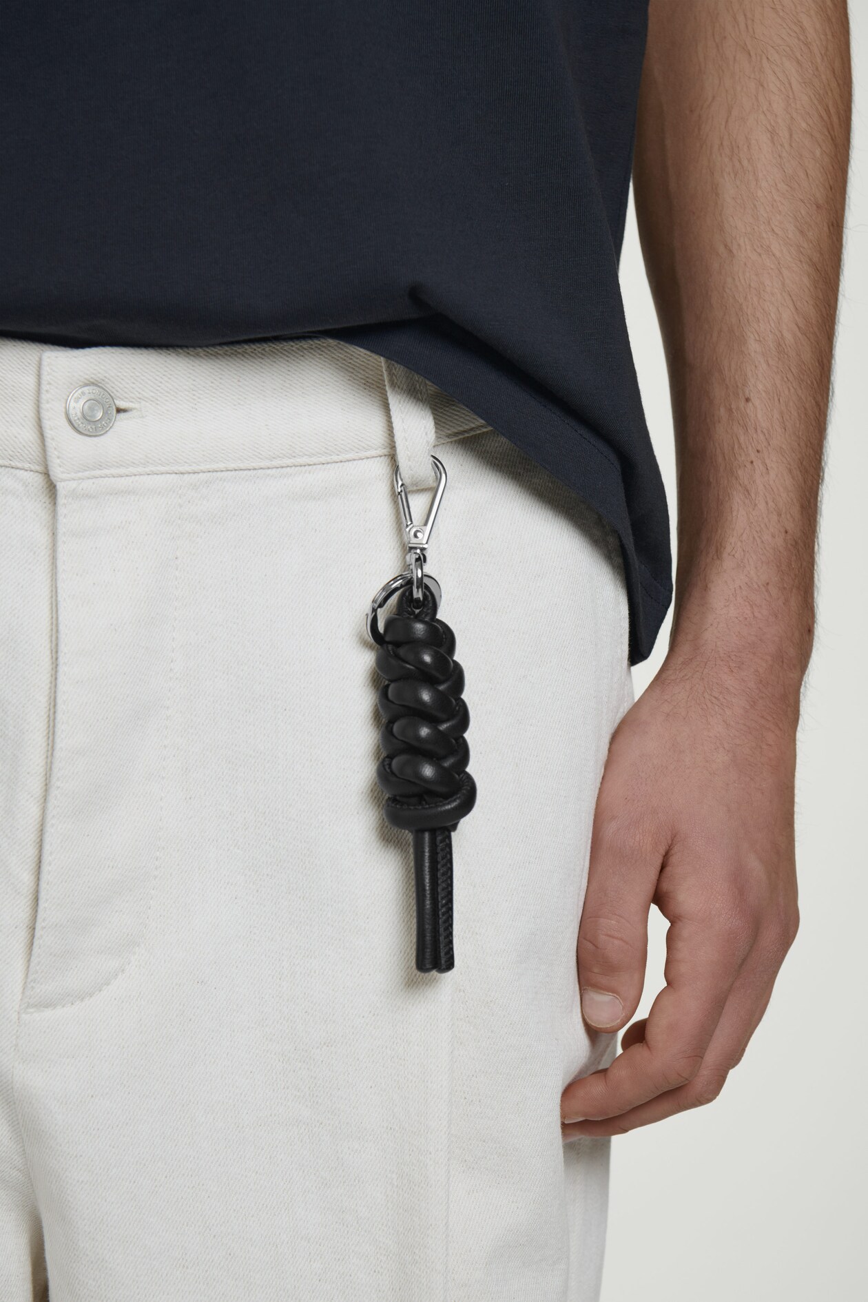 CHUNKY KNOTTED LEATHER KEYRING - BLACK