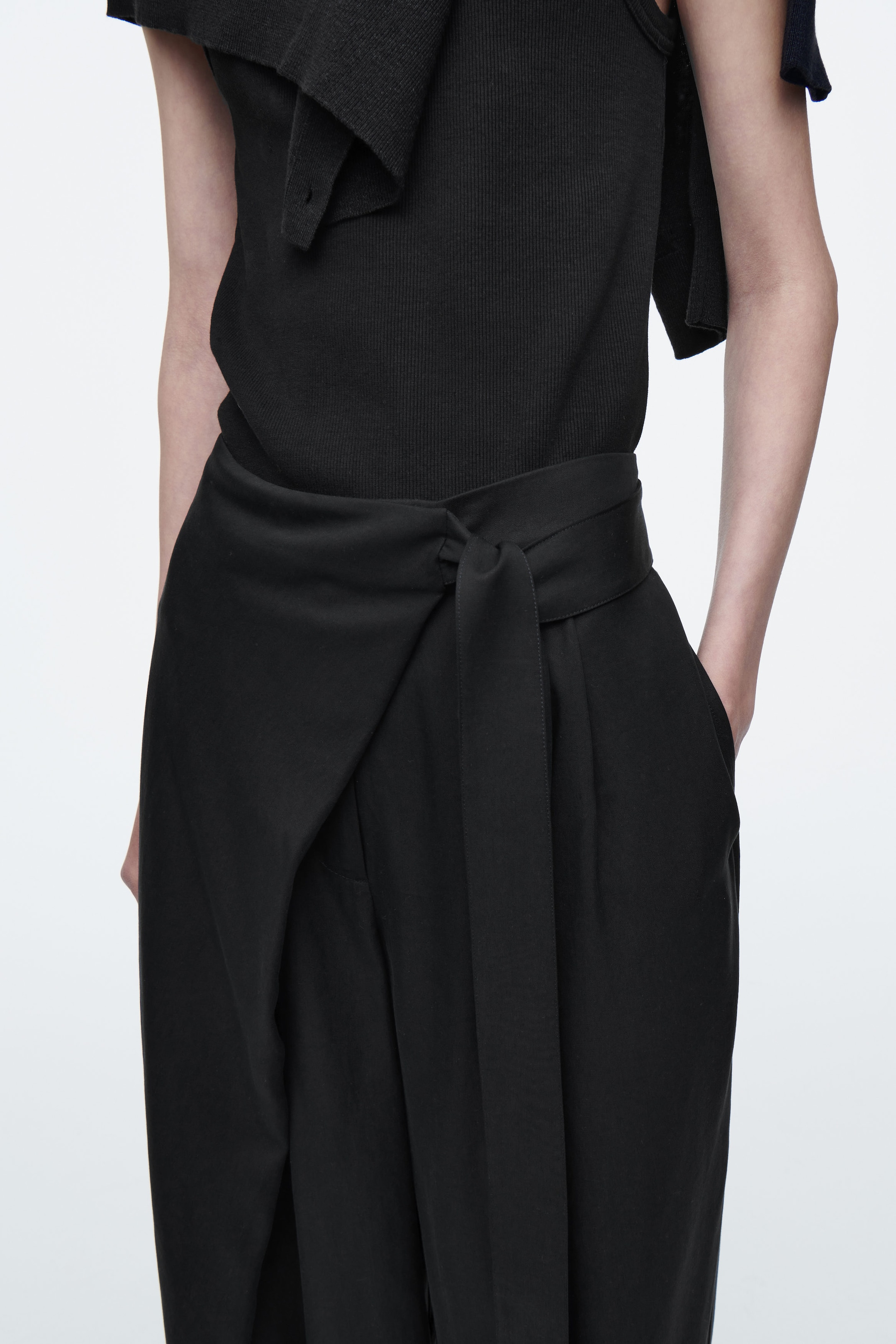 FLUID WRAP-FRONT TROUSERS - BLACK