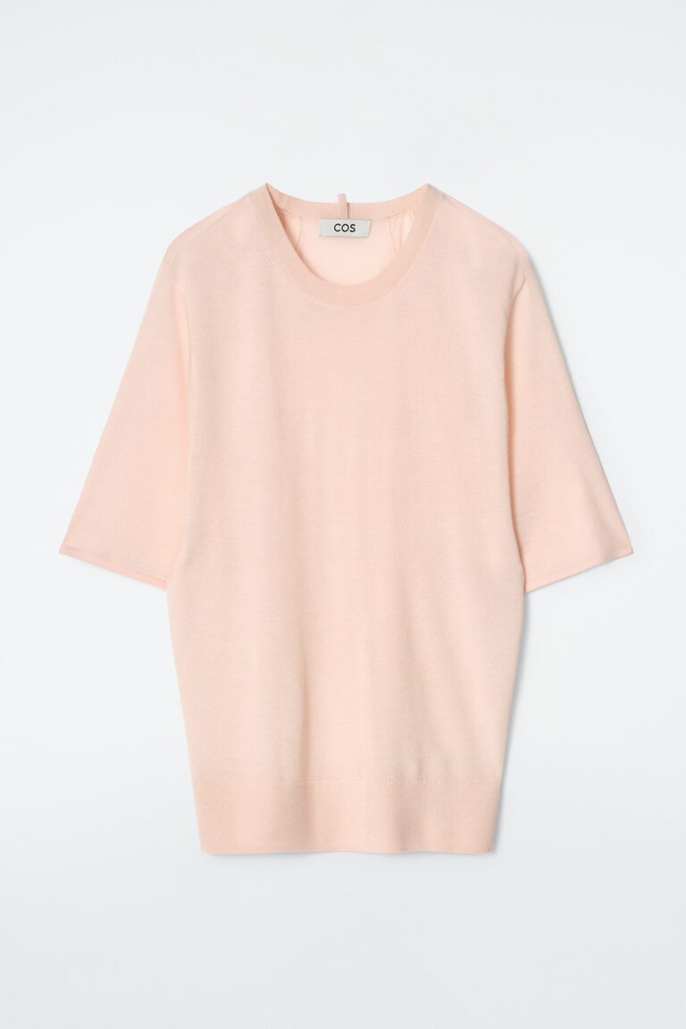 Explore the COS Spring Summer 2025 Runway