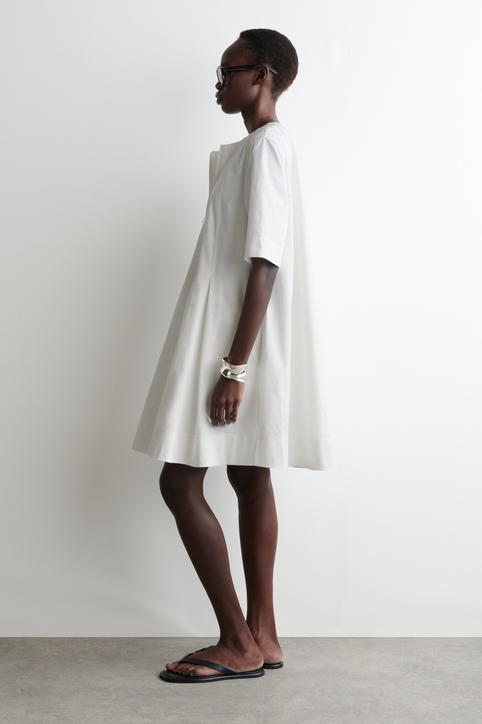 PLEATED ZIP-UP COTTON MINI DRESS - WHITE