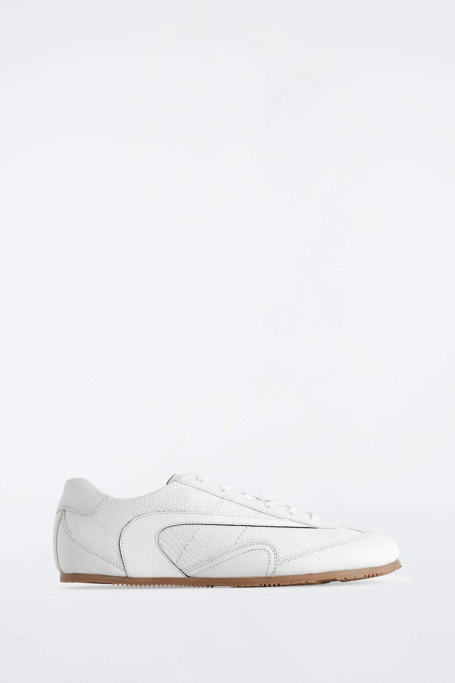 Women's Trainers | Black & Red | COS GB