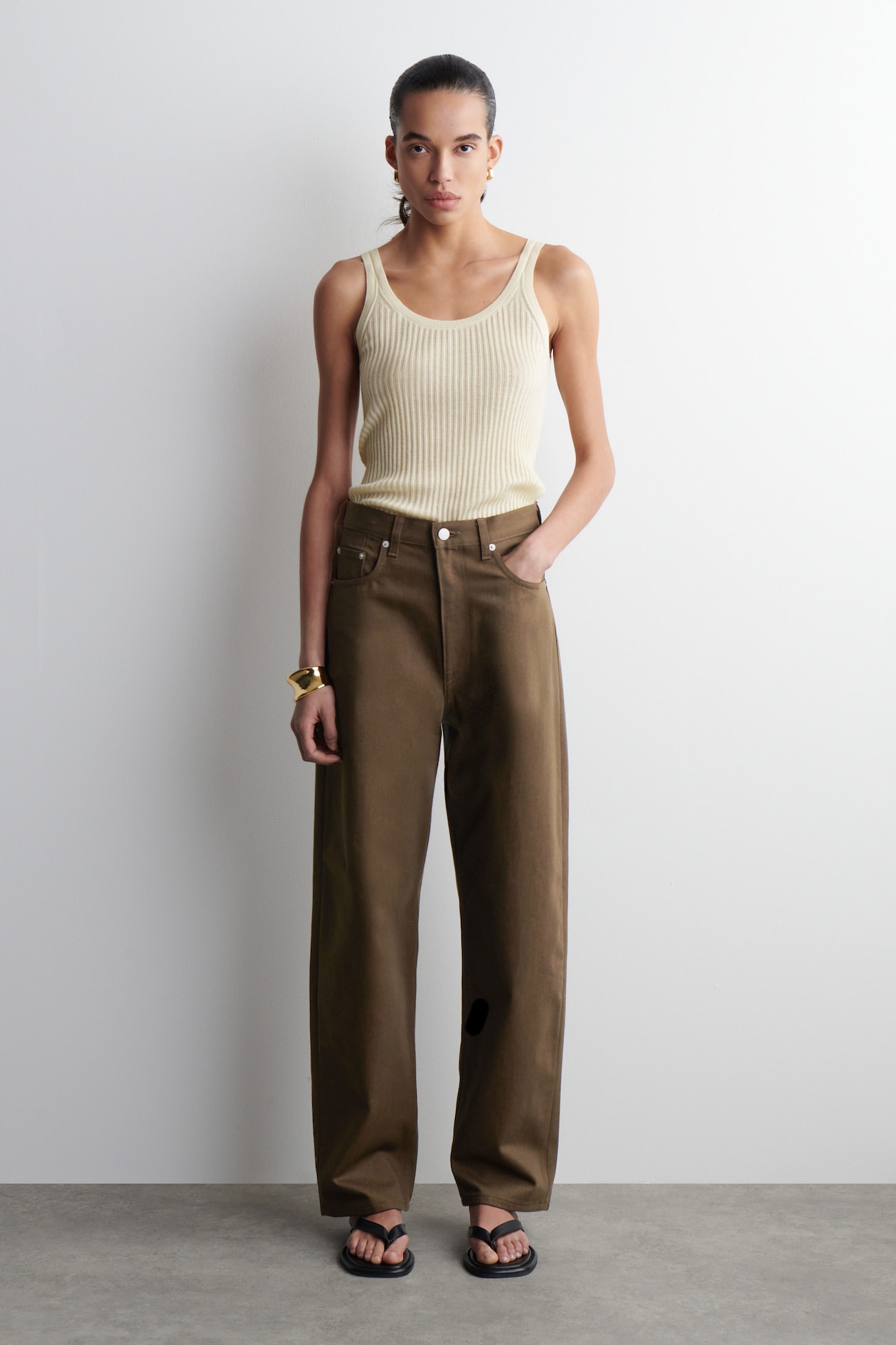 BAY BARREL-LEG JEANS - BROWN