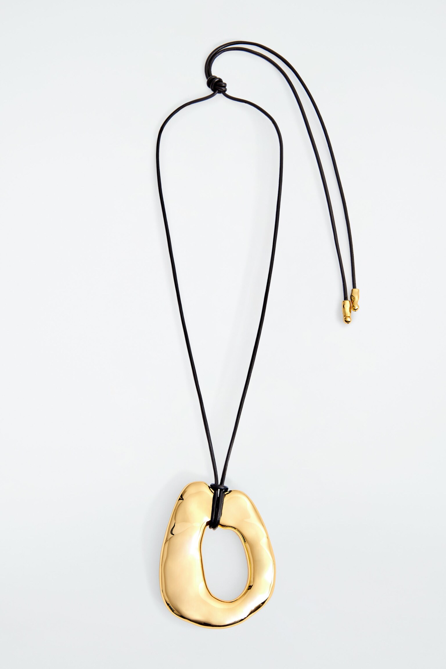 MOLTEN PENDANT NECKLACE - GOLD