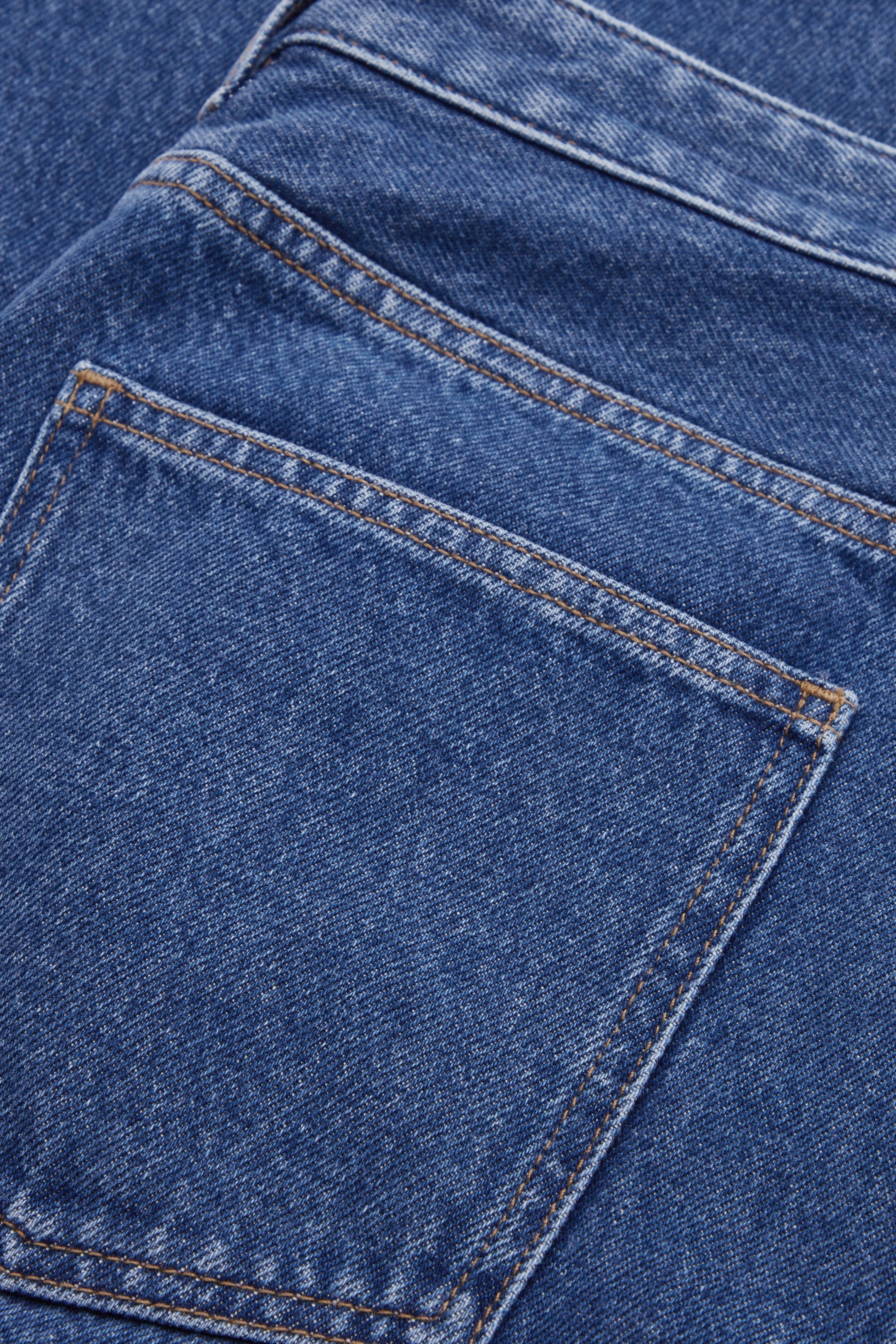 ARCH TAPERED JEANS - INDIGO BLUE