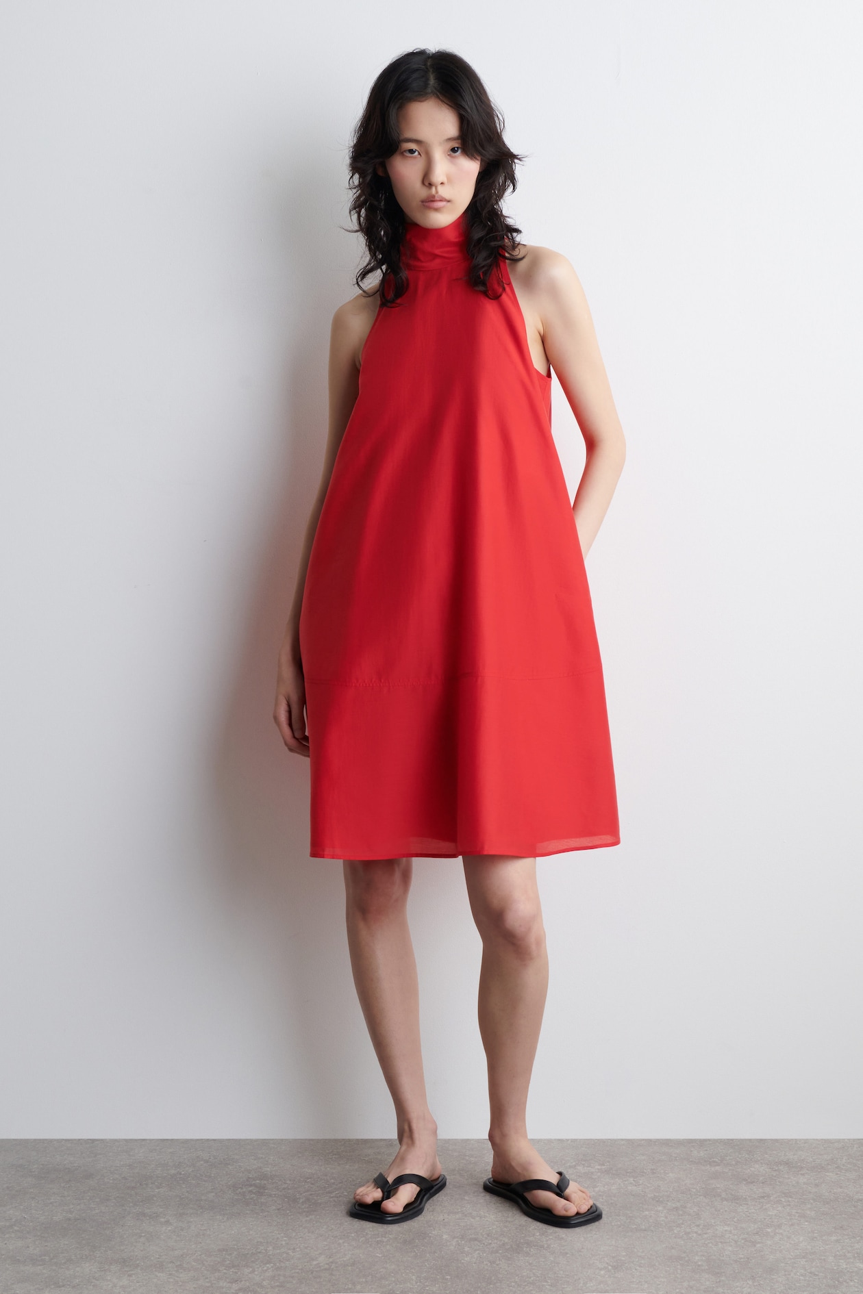 ABITO MINI MORBIDO CON SCOLLO ALL'AMERICANA - ROSSO