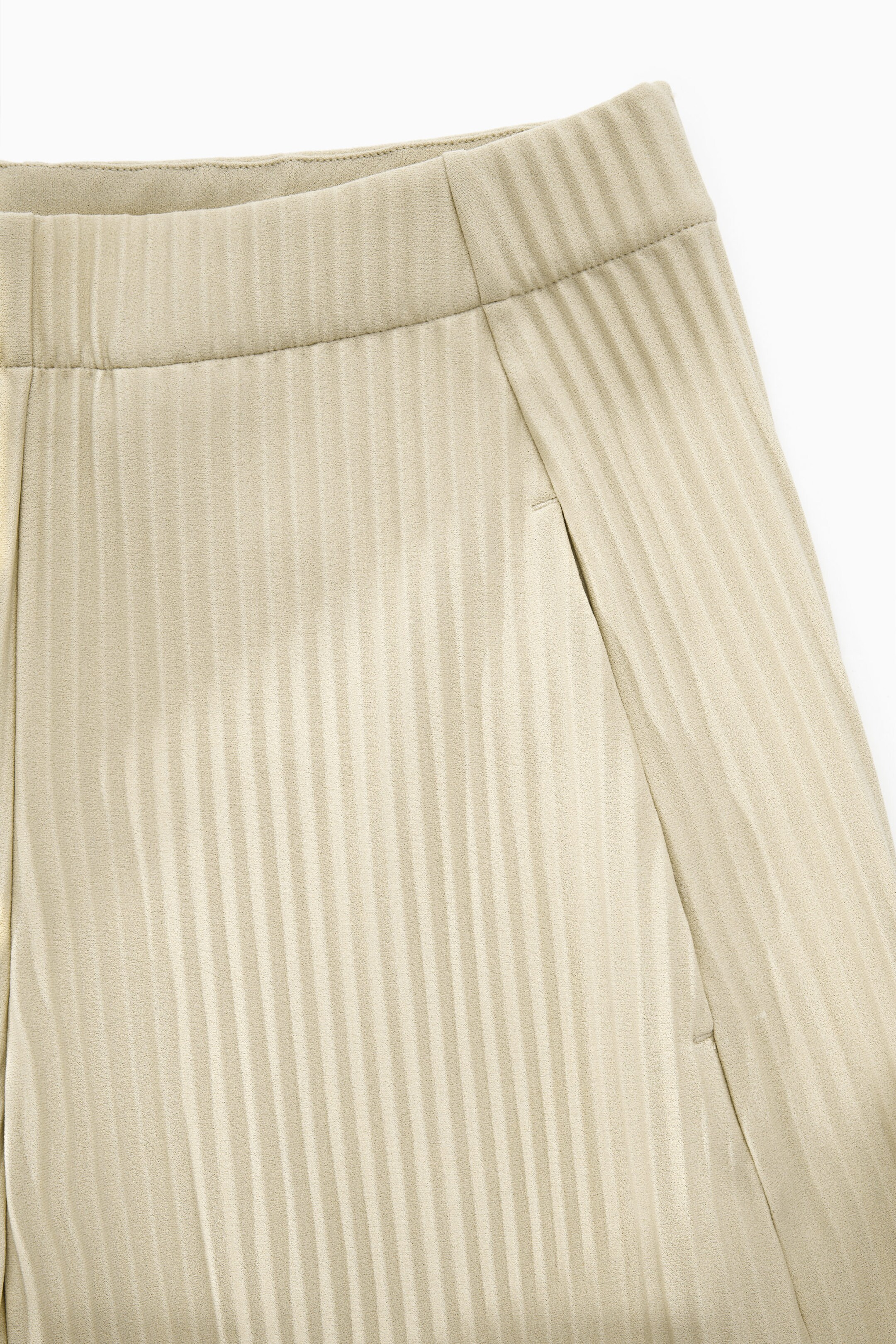PLEATED ELASTICATED PANTS - LIGHT BEIGE