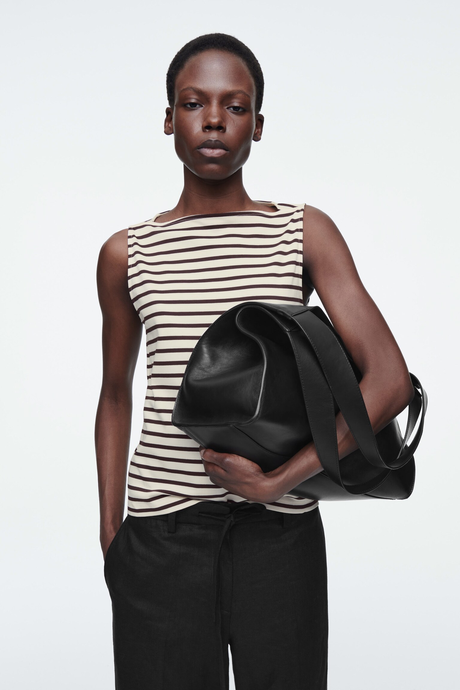 BOAT-NECK TANK TOP - IVORY / BROWN / STRIPED