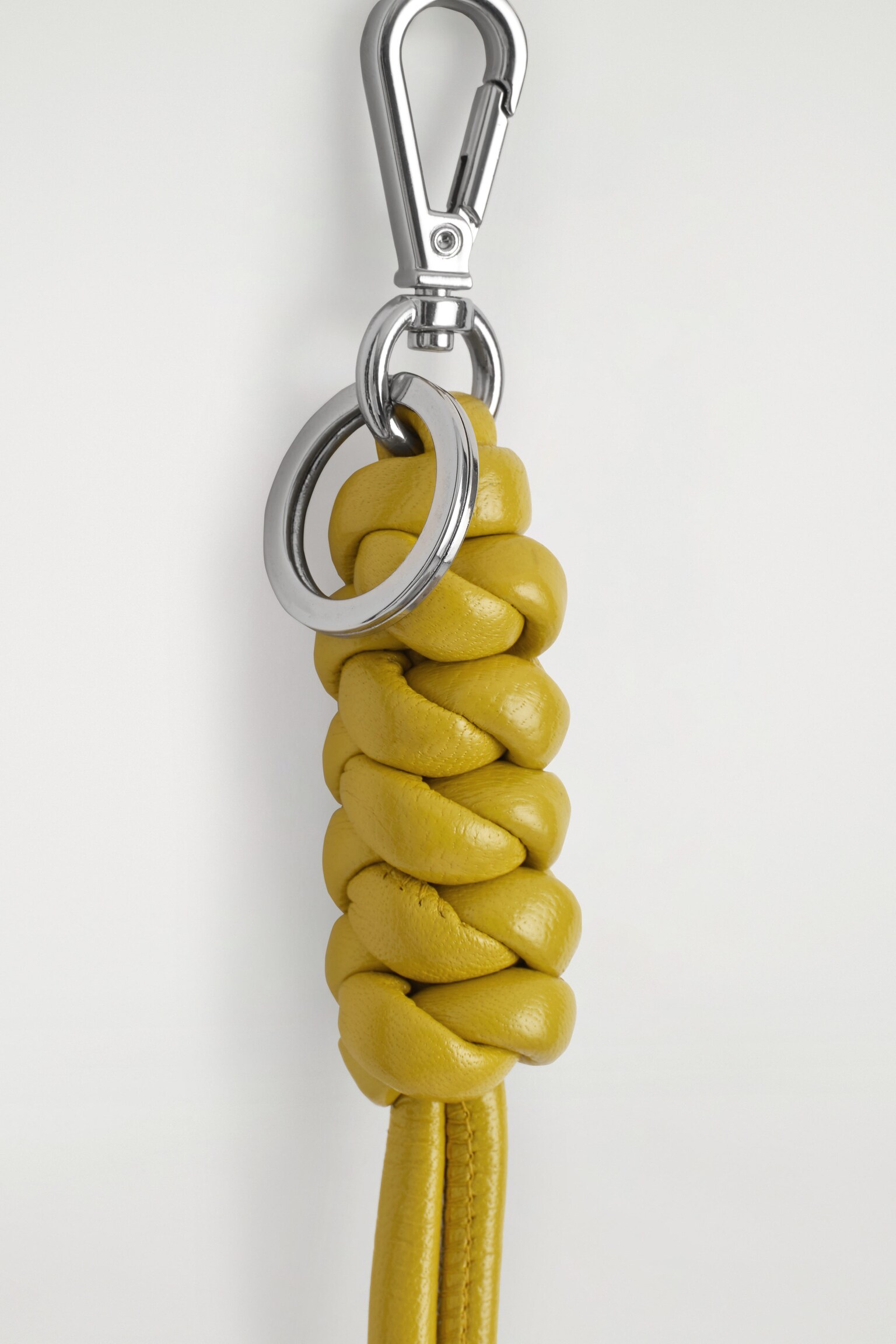 CHUNKY KNOTTED LEATHER KEYRING - YELLOW
